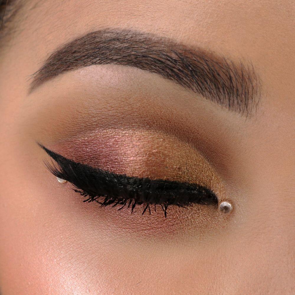 Coachella Eyeshadow Palettes - Limited Edition Palette | Klara Cosmetics